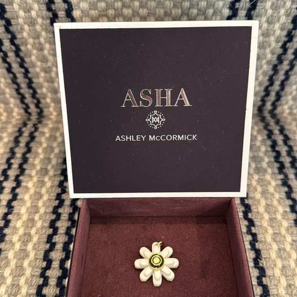 Jewelry | Asha By Ashley Mccormick Valentine Daisy Stacked Charm Black ...